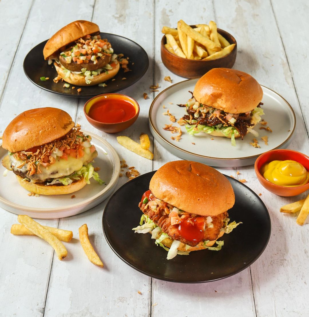 The 24 Top burger vans Suppliers In England | Book & Compare Online